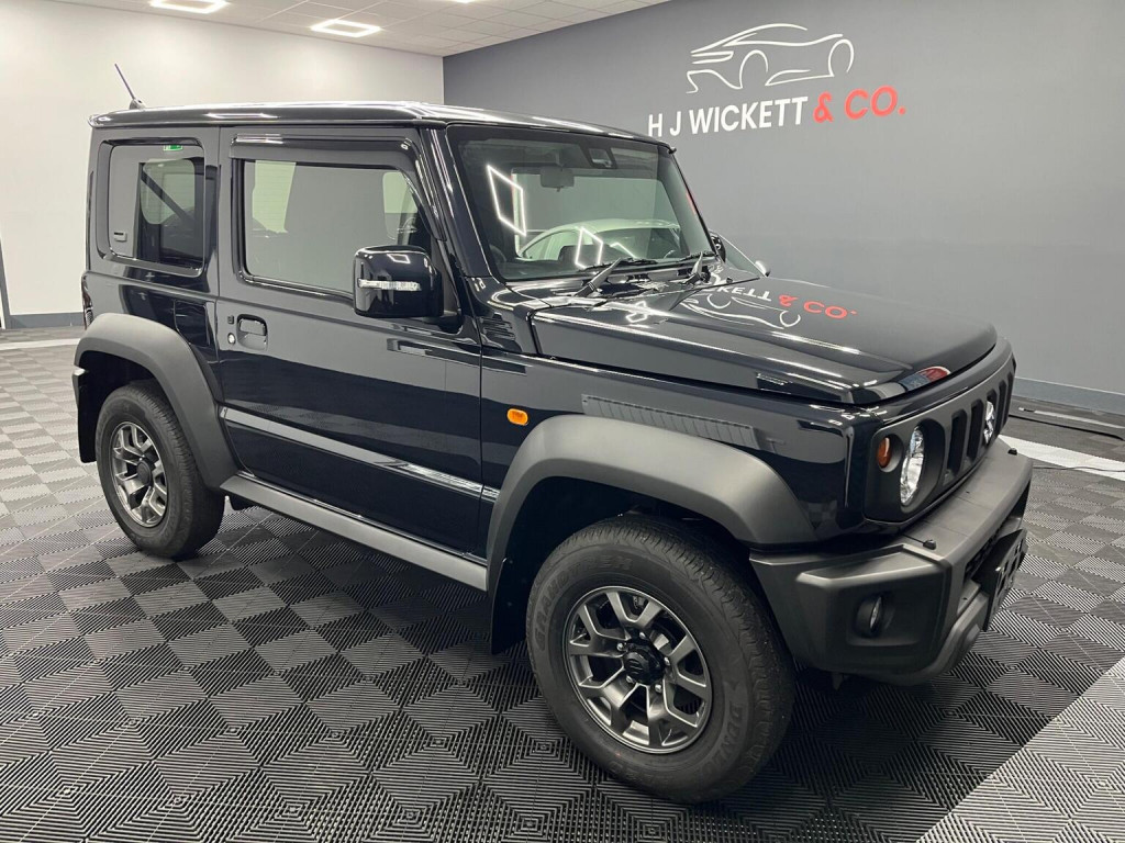 Used SUZUKI JIMNY 2025 Black for sale - £25995 in Holsworthy, Devon | H ...